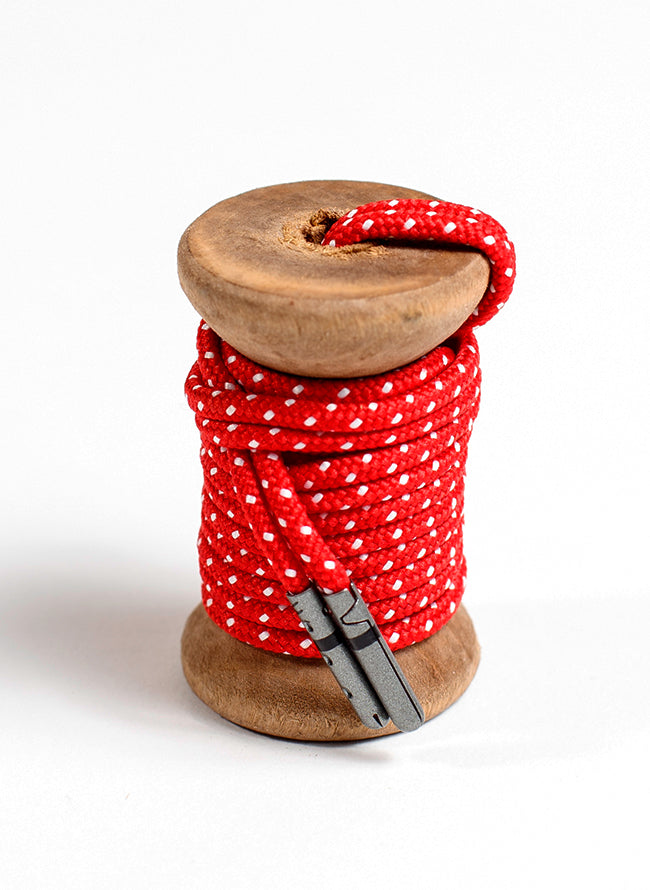 Red & White Ticked Dress Shoelaces w/ Silver Aglets – Whiskers Laces